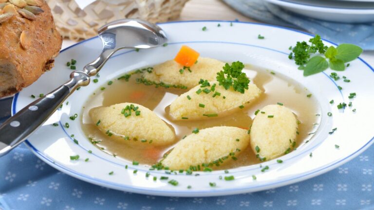 Farina vs. Cream of Wheat: Differences & Which One to Use?