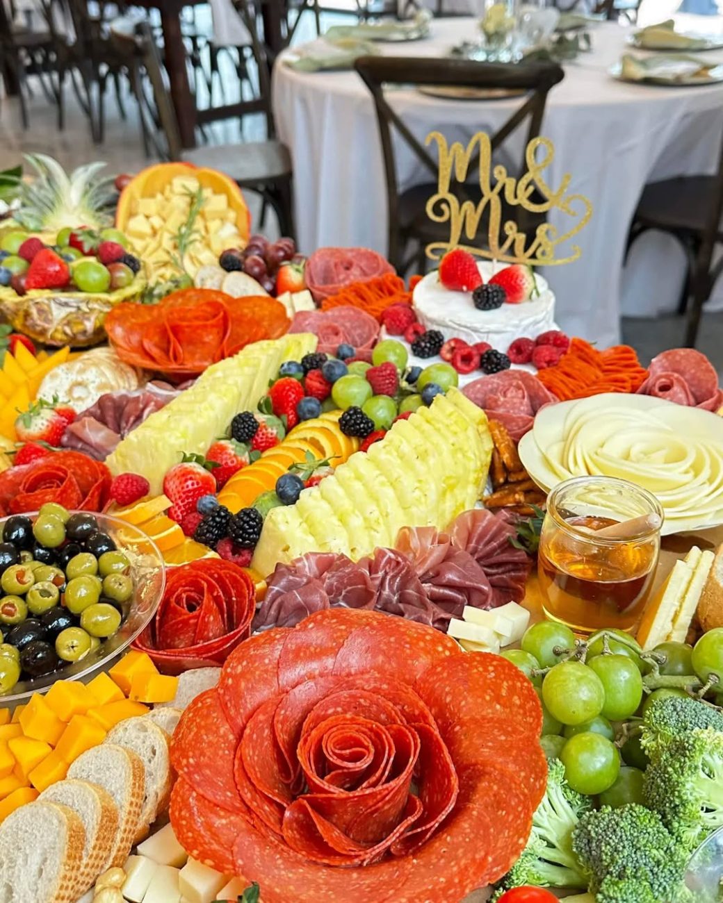 Beautiful & Tasty Charcuterie Table Wedding Ideas
