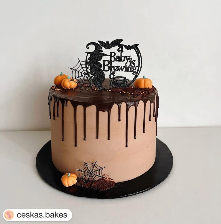 Scary Halloween Cake Decoration Ideas for Different Celebrations